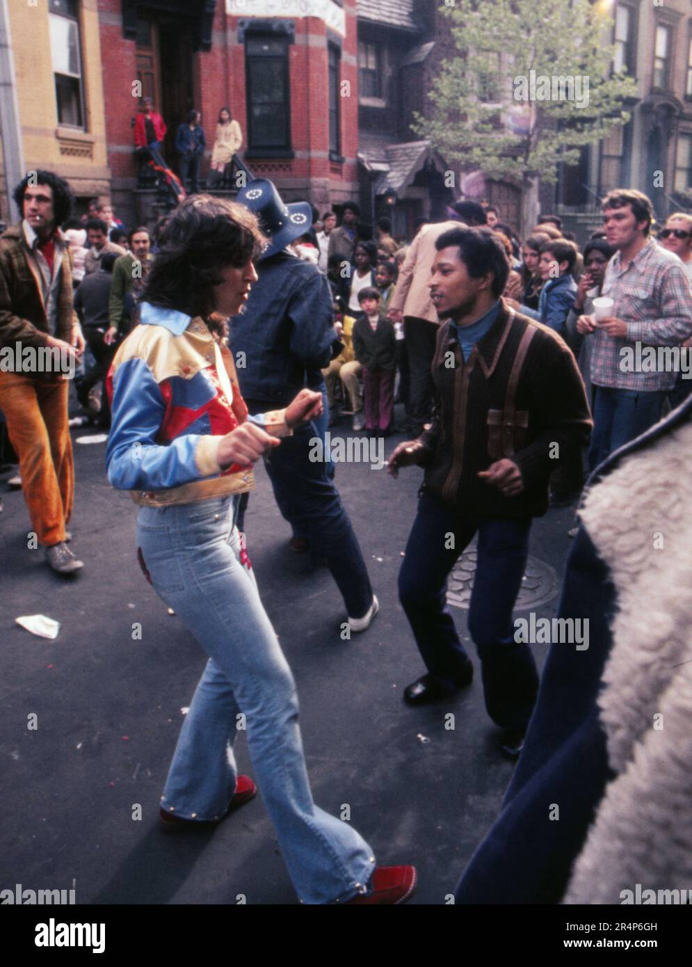 Dancing at a block party in Brooklyn Stock Photo - Alamy
