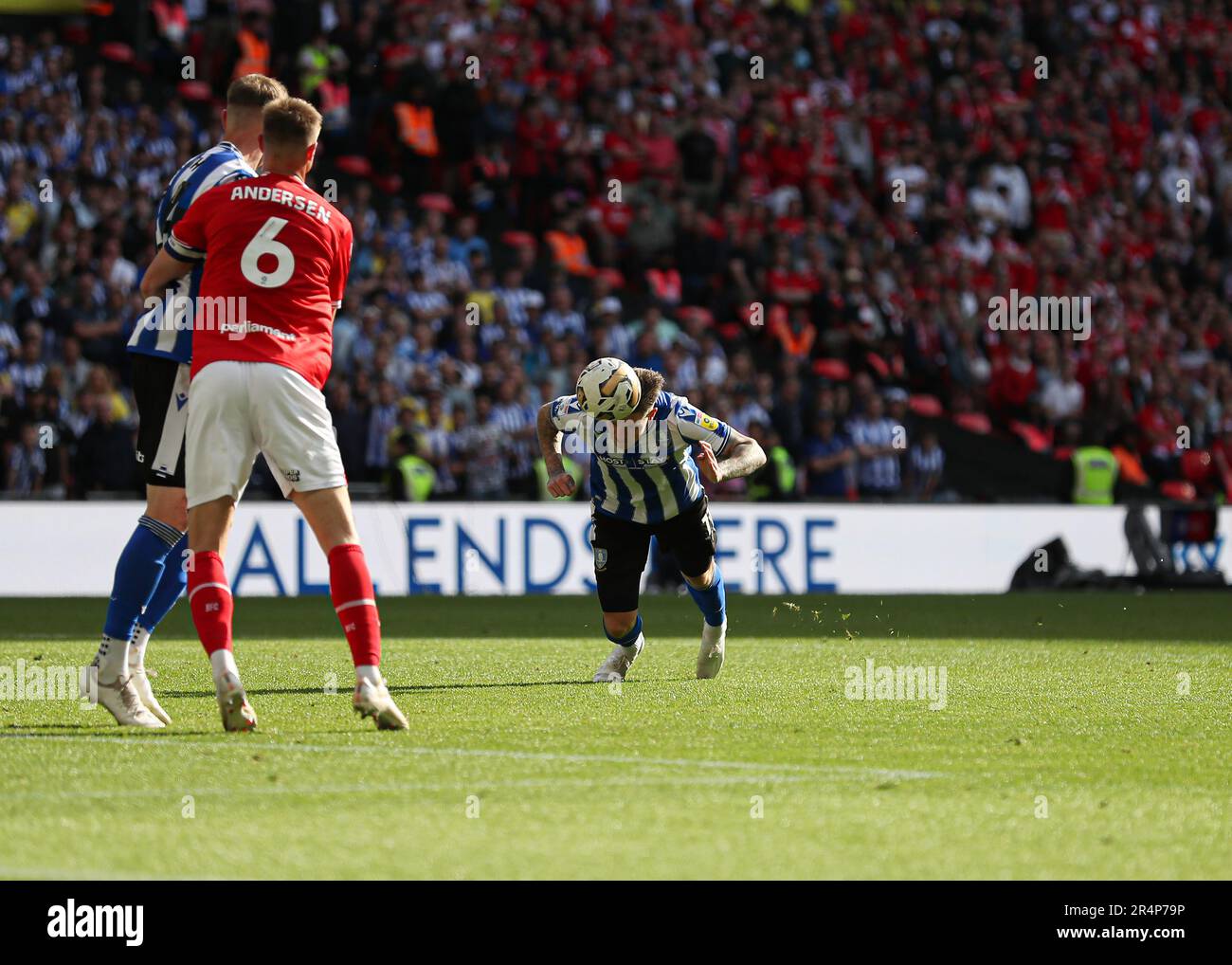 Barnsley final score hi res stock photography and images Alamy