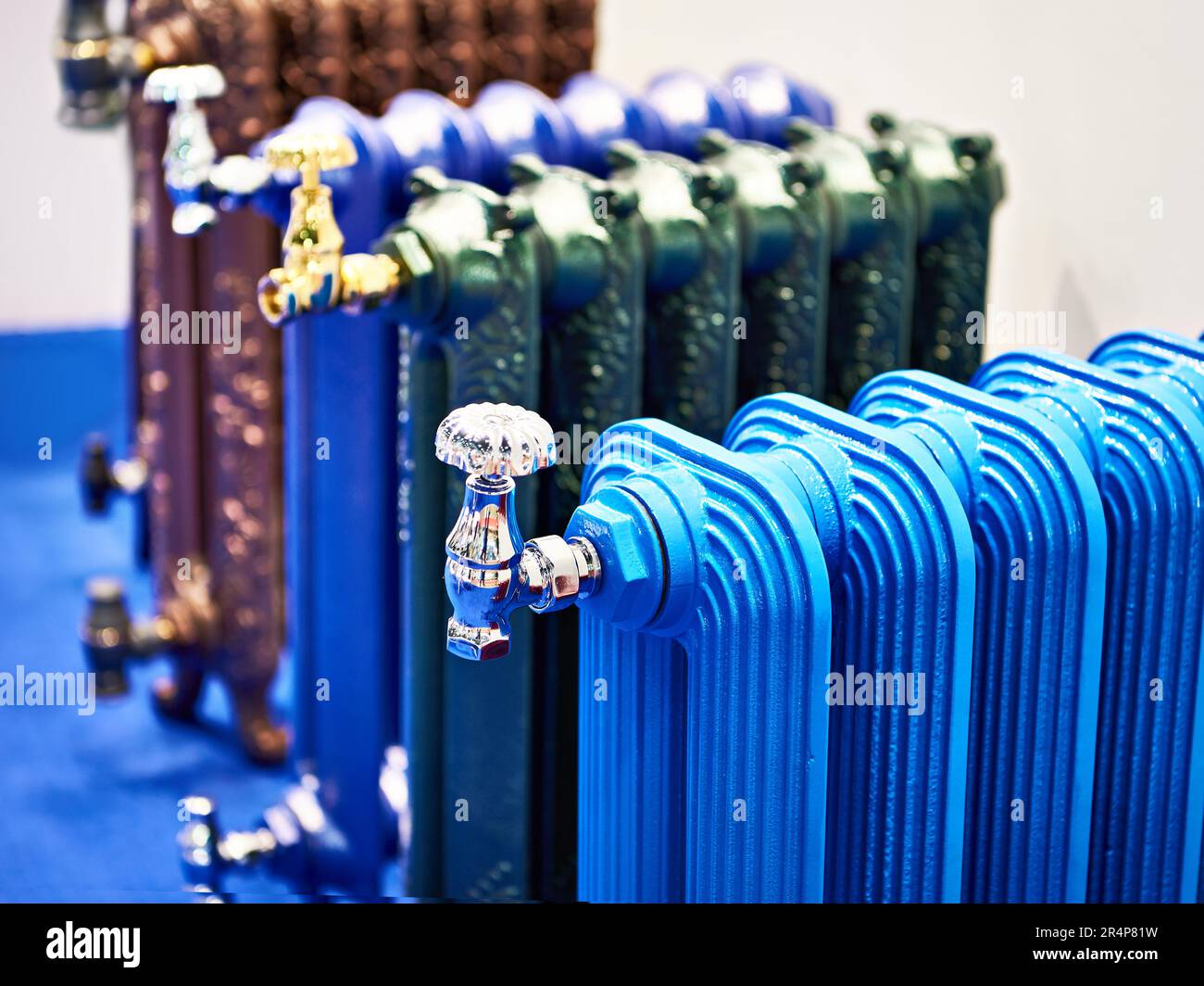 Vintage radiator fitting hi-res stock photography and images - Alamy