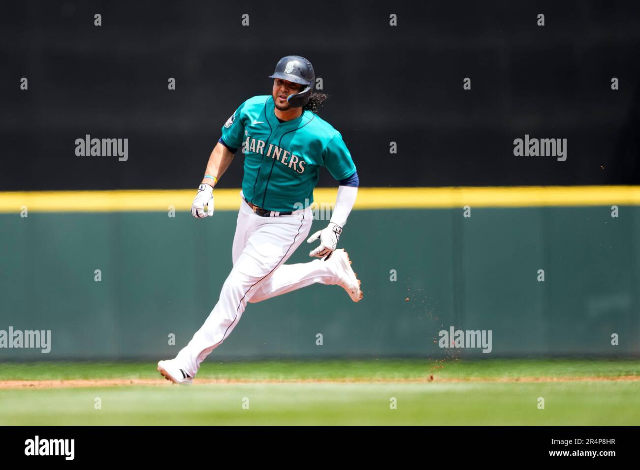 Seattle Mariners' Eugenio Suarez runs the bases against the Pittsburgh ...