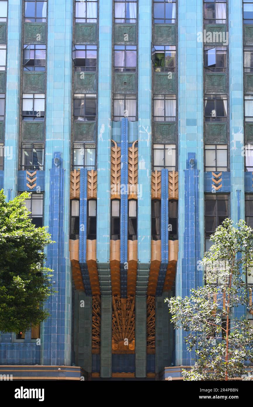 LOS ANGELES, CALIFORNIA - 17 MAY 2023: The Eastern Columbia Building ...