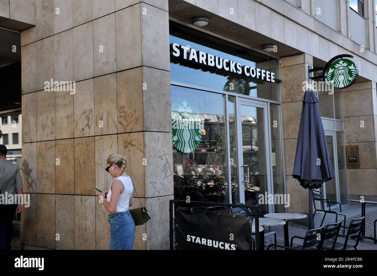 Seattle starbucks cooffee hi-res stock photography and images - Alamy