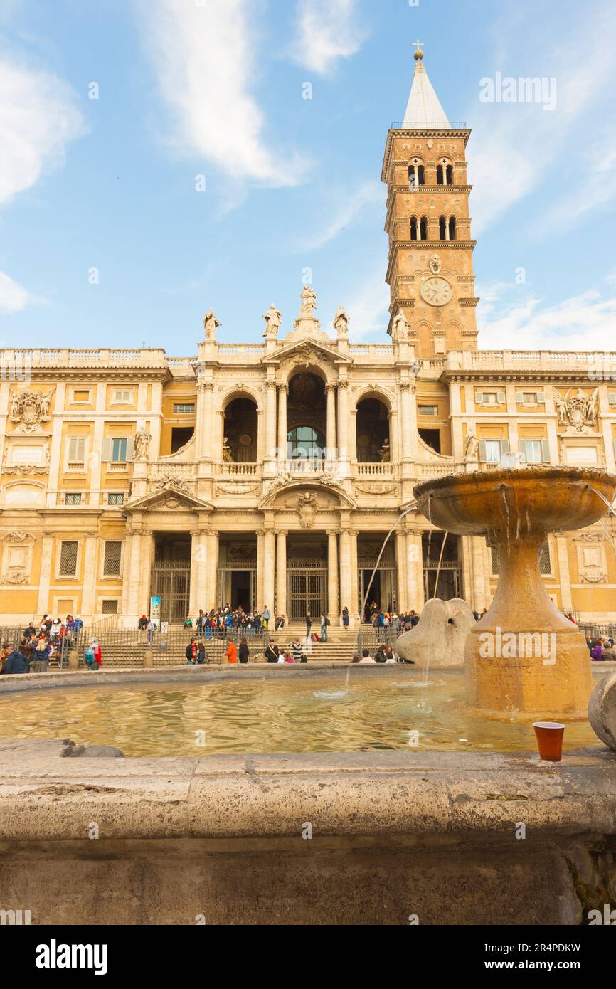 Basilica st mary major rome hi-res stock photography and images - Alamy