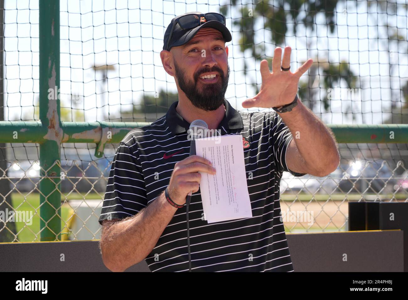 Southern California Trojans throws coach Martin Maric speaks during ...