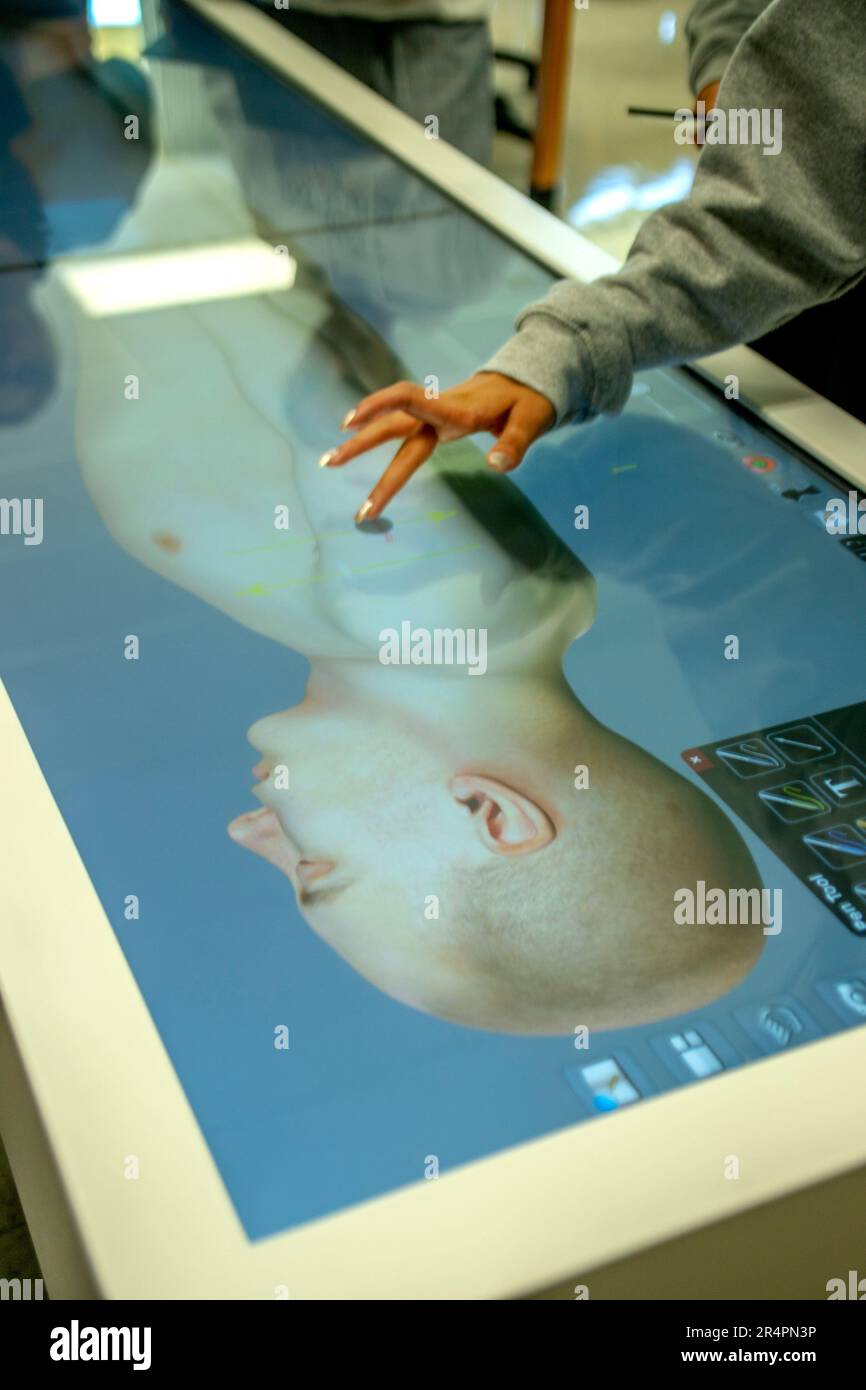 Anatomage table hi-res stock photography and images - Alamy