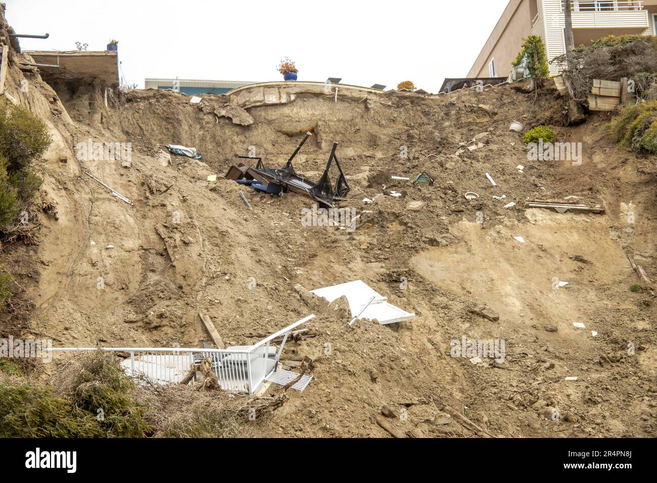 Loosened by heavy rain, a landslide on a cliff hillside in San Clemente ...
