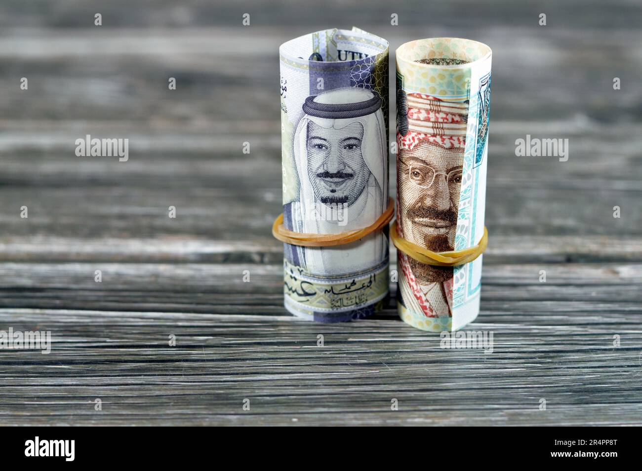 20 SAR Twenty Saudi Arabia money roll riyals banknotes, Saudi riyals ...