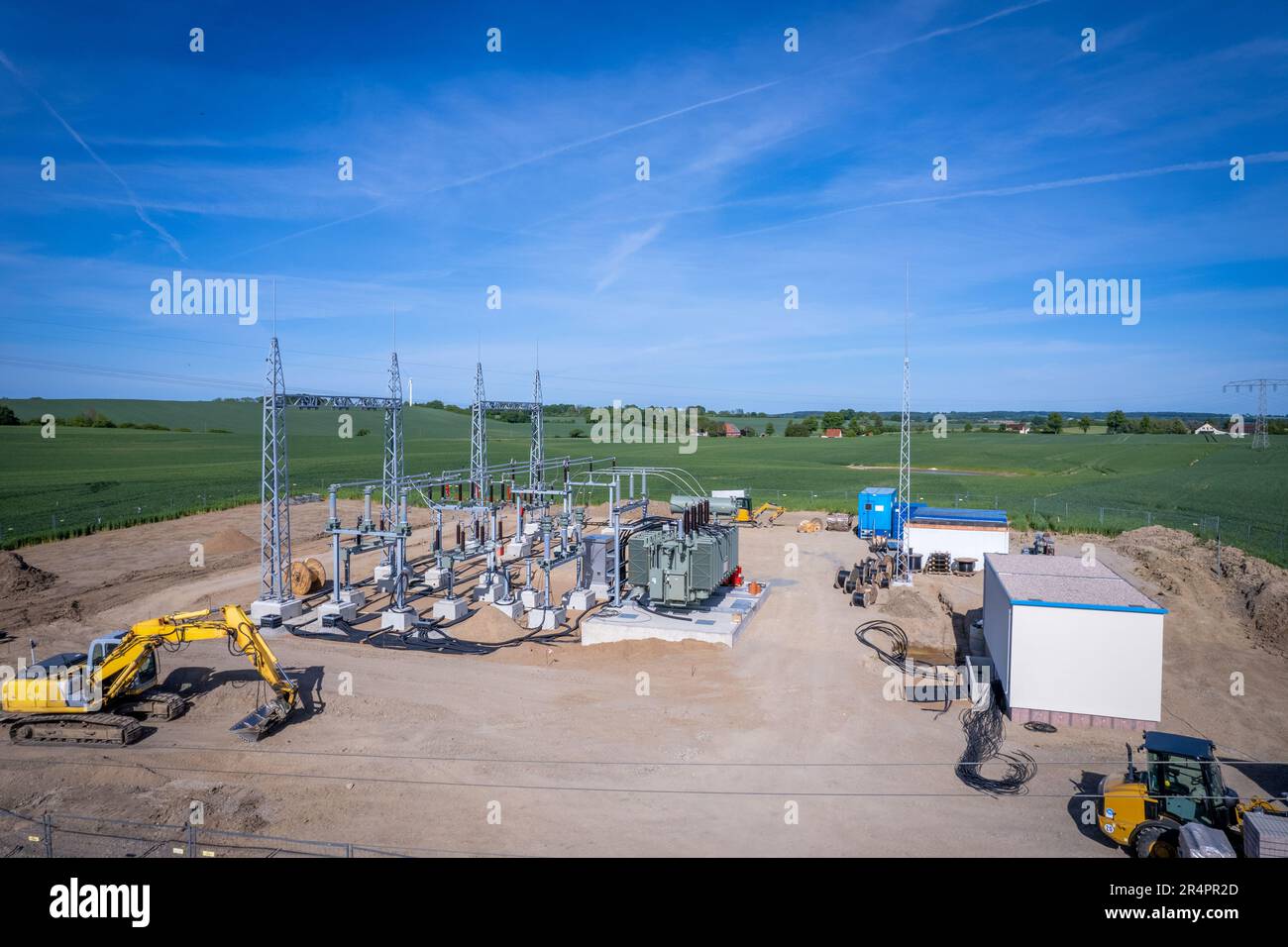 New power substation built hi-res stock photography and images - Alamy