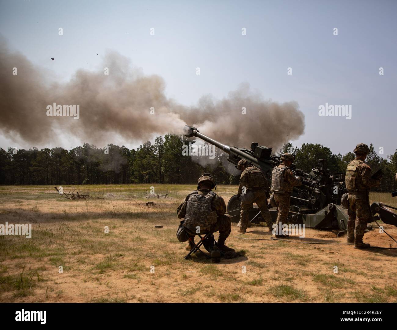 New Jersey Army National Soldiers assigned to Charlie Battery , 3rd Battalion, 112th Field ...