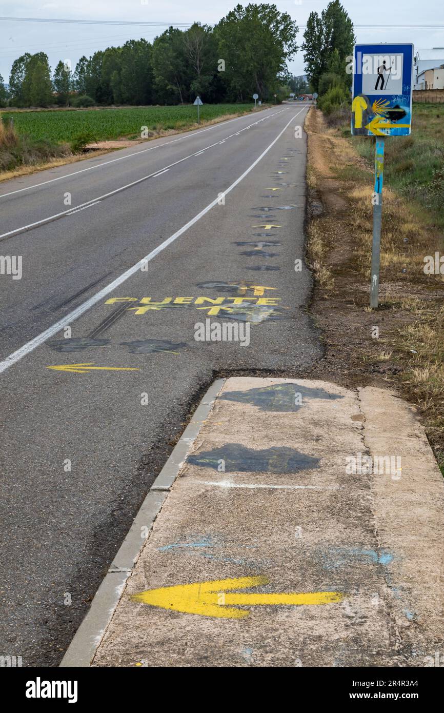 which way do we go now? Camino Frances, Hospital de Órbigo, Spain Stock ...