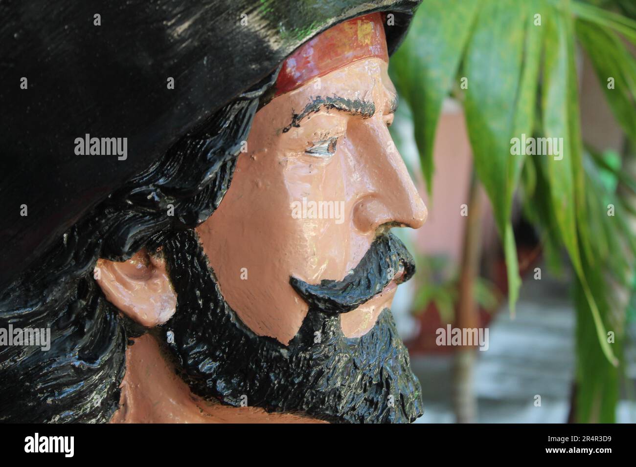 captain statue sparrow Stock Photo - Alamy
