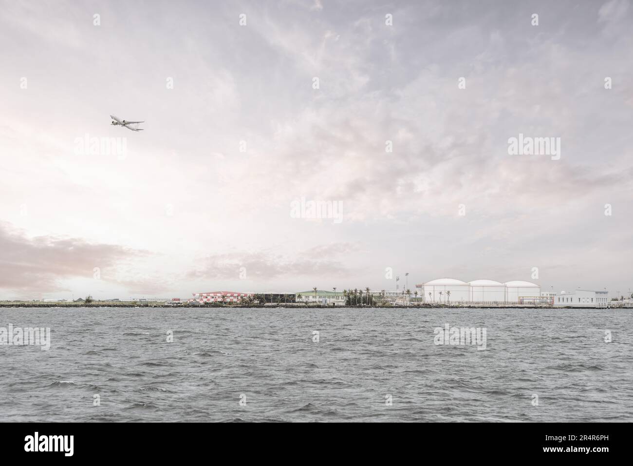 Aviation fuel storage tanks hi-res stock photography and images - Alamy