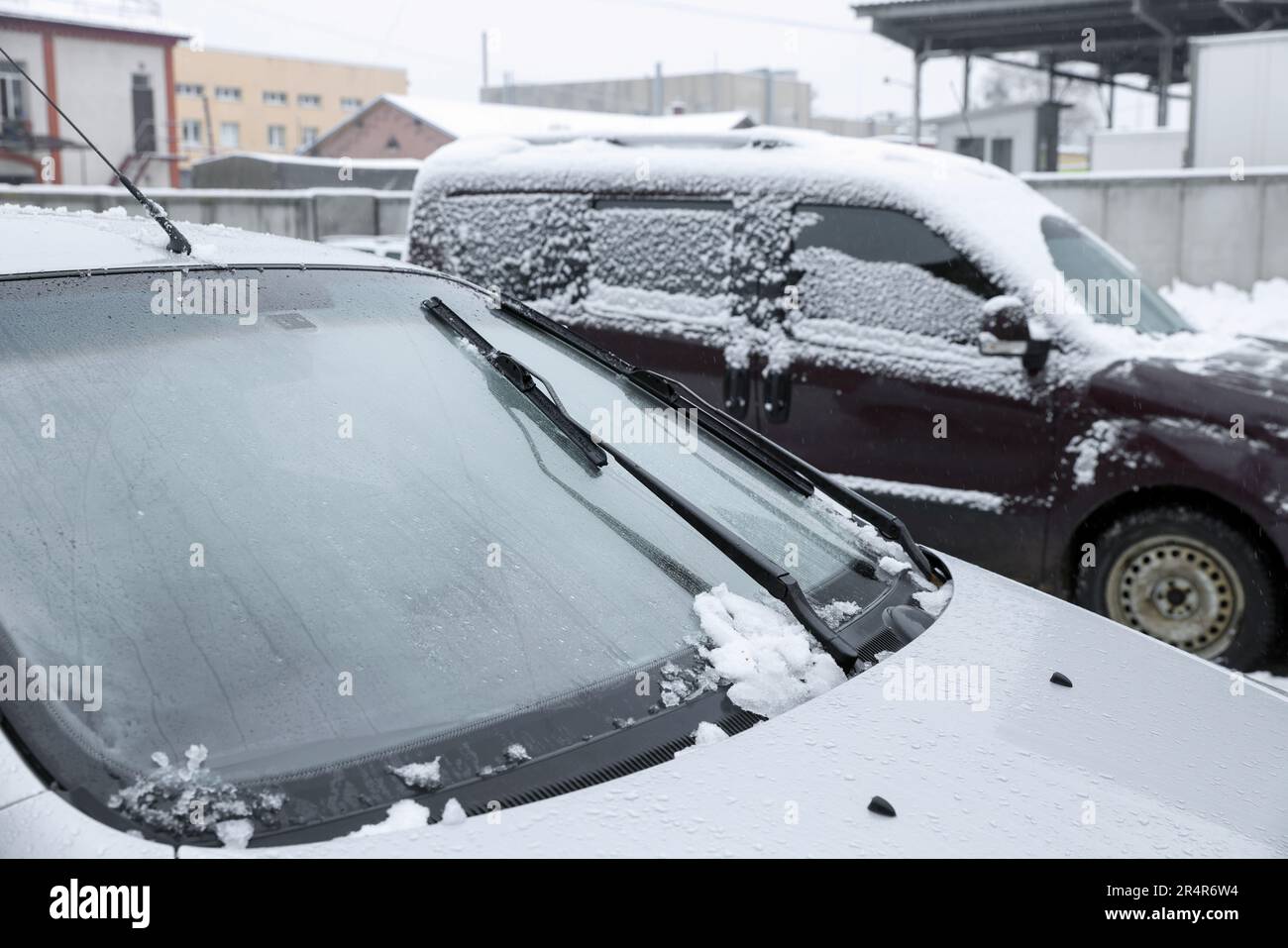 Ice formation on the windshield hi-res stock photography and images - Alamy