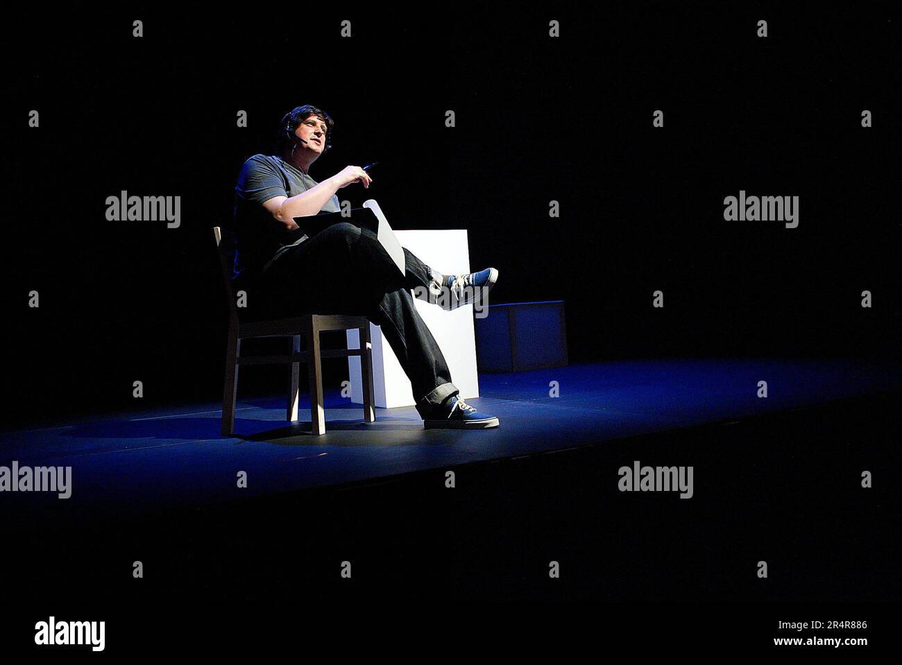 UK entertainer Chris Goode performing ‘Kiss of Life’ at Sydney Opera ...