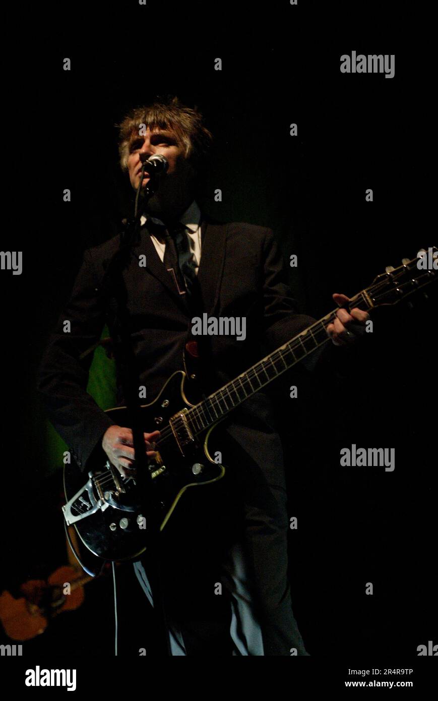 Crowded House commence a world tour with a performance at Sydney ...