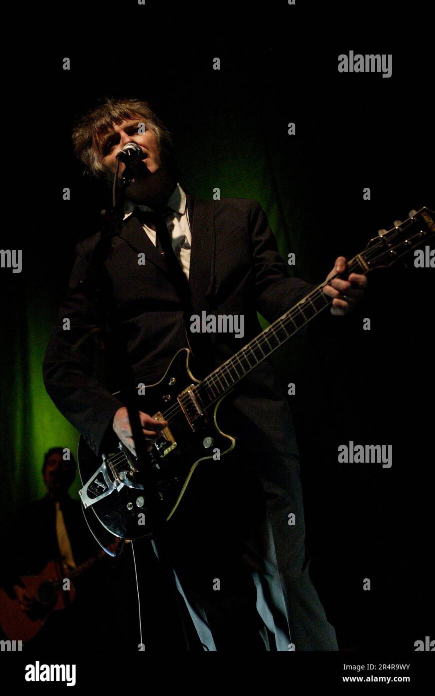 Crowded House commence a world tour with a performance at Sydney ...