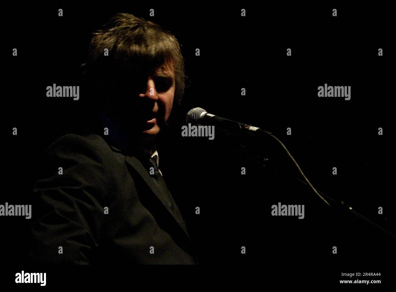 Crowded House commence a world tour with a performance at Sydney ...