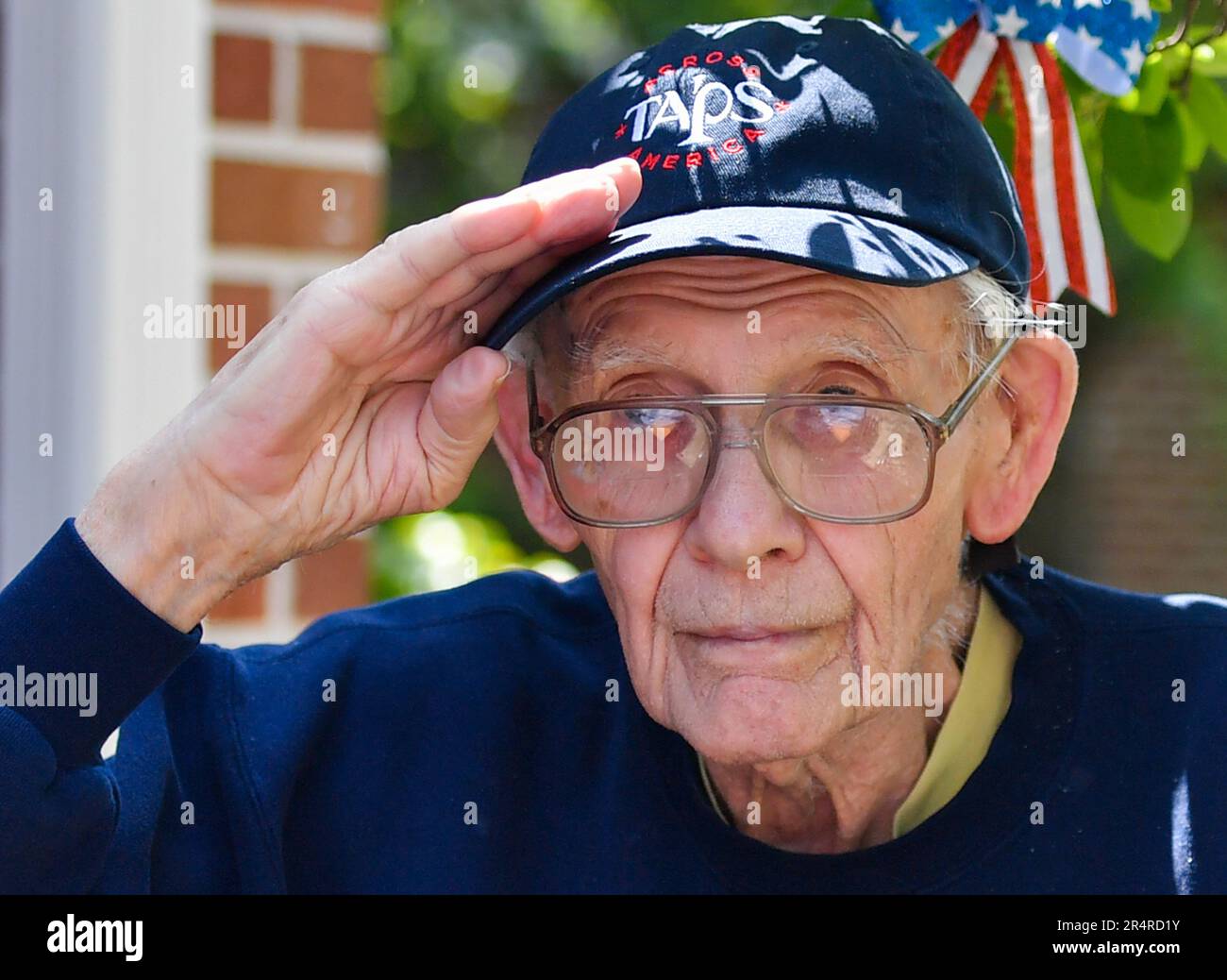 Wilkes Barre, United States. 29th May, 2023. Bobby Baird, 93, salutes ...