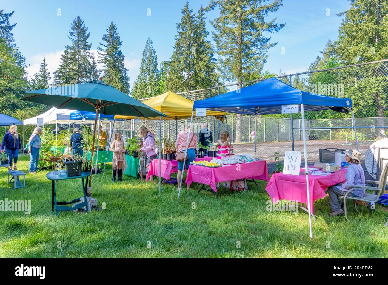 Outdoor fundraiser hi-res stock photography and images - Alamy