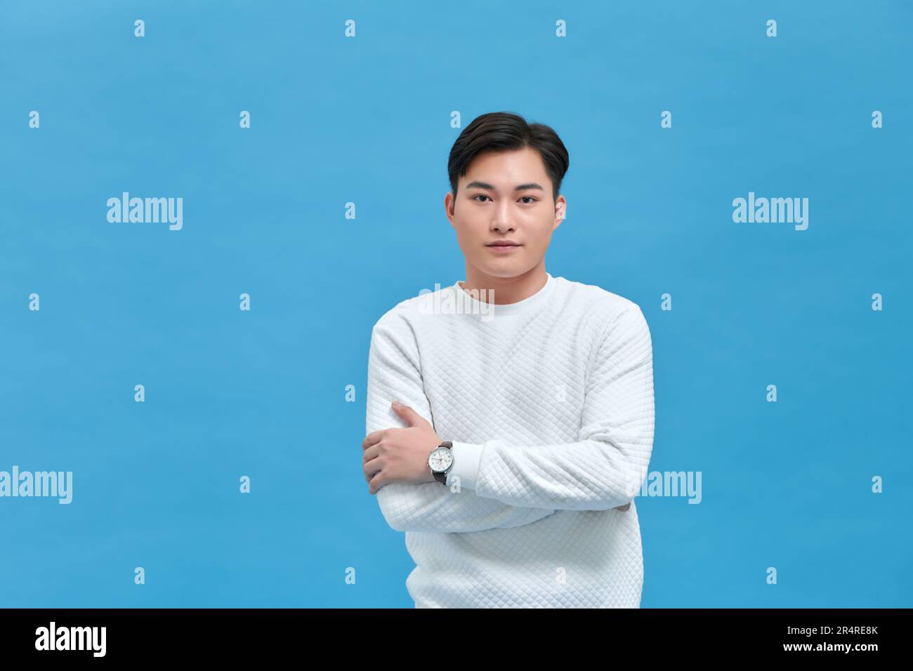 Man against blue background hi-res stock photography and images - Alamy