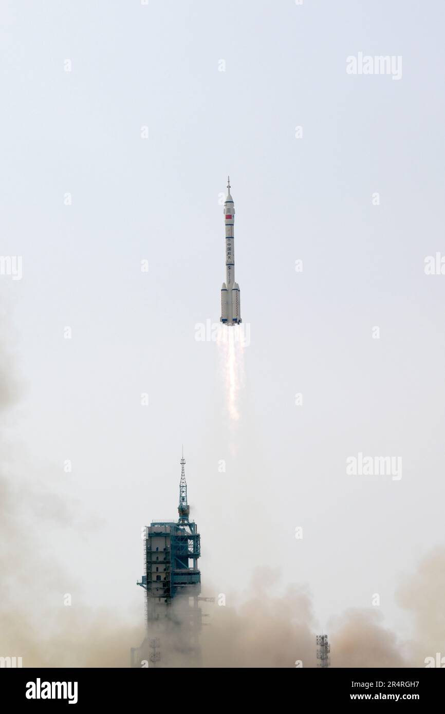 Jiuquan, China. 30th May, 2023. The Shenzhou-16 manned spaceship, atop ...