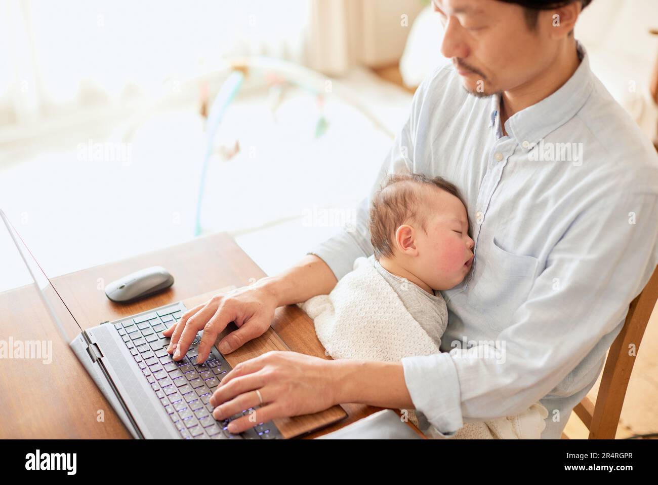 Japanese father and newborn Stock Photo - Alamy
