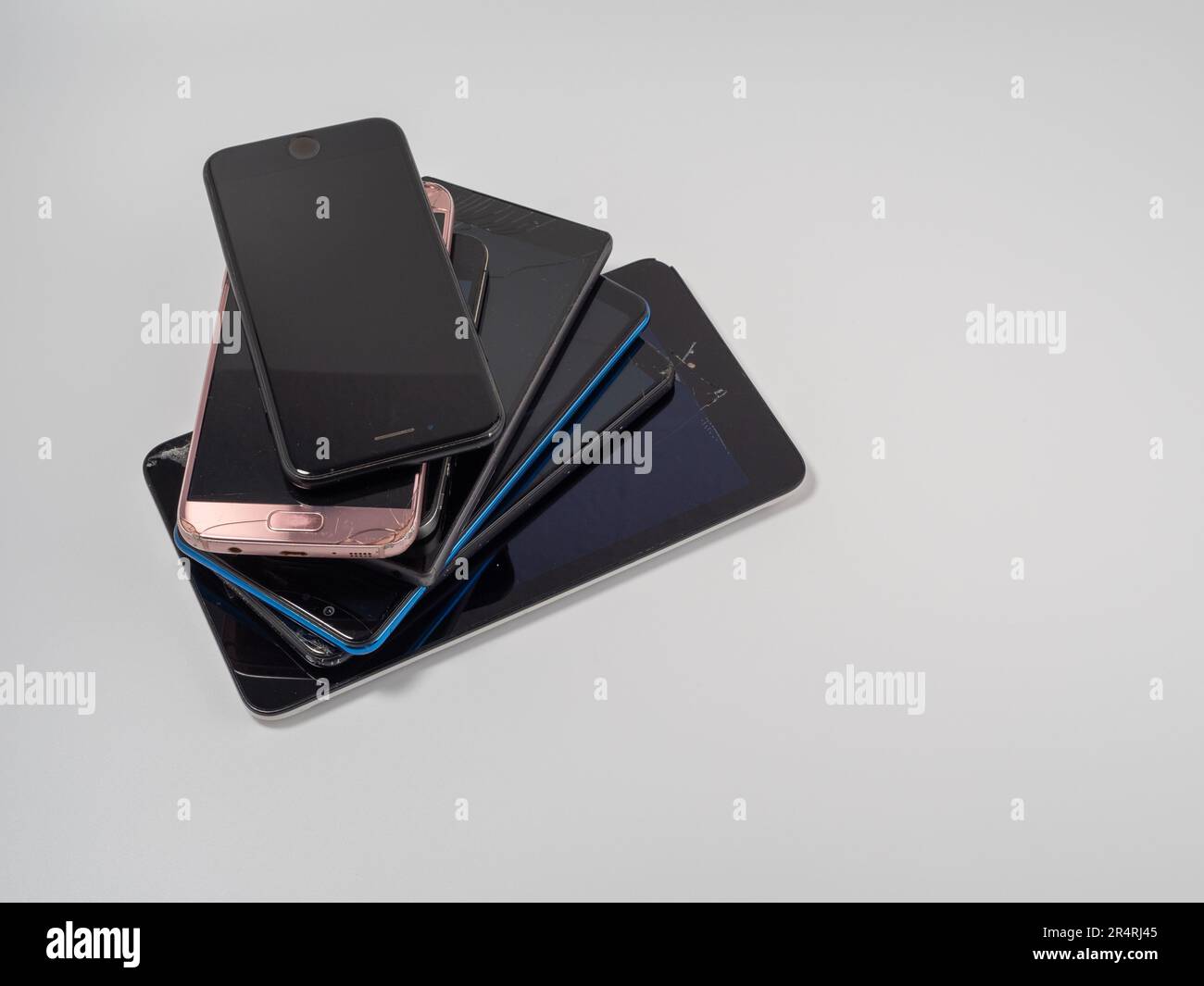 Bunch old broken equipment hi-res stock photography and images - Alamy