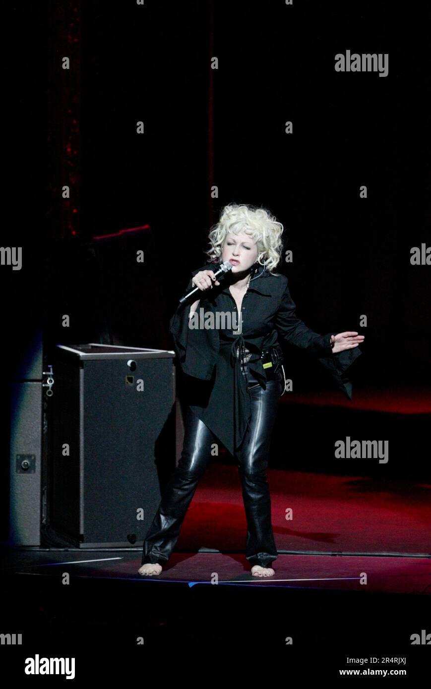Photos cyndi lauper hi-res stock photography and images - Alamy