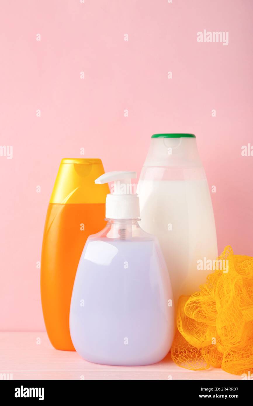 Shower gel bottles hi-res stock photography and images - Alamy