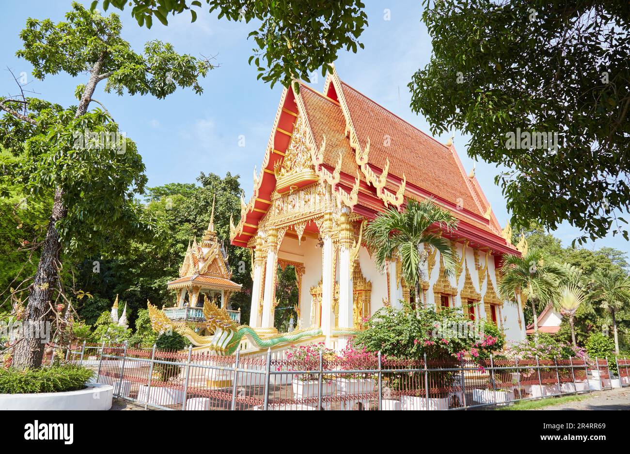 Phra That Narai Cheng Weng, an ancient Khmer temple in Thailand's ...
