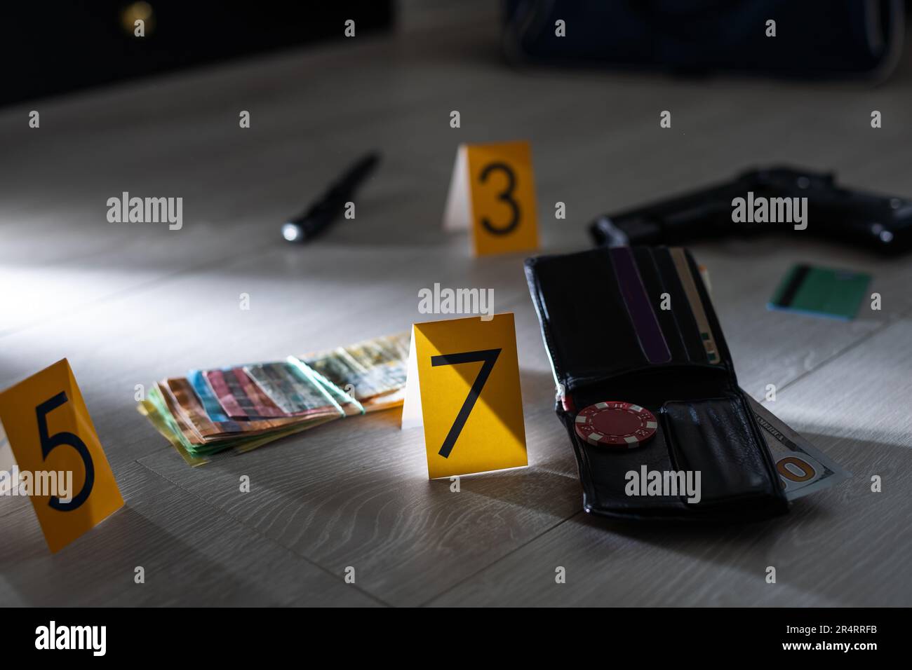 Crime scene investigation - numbering of evidences after the murdering ...