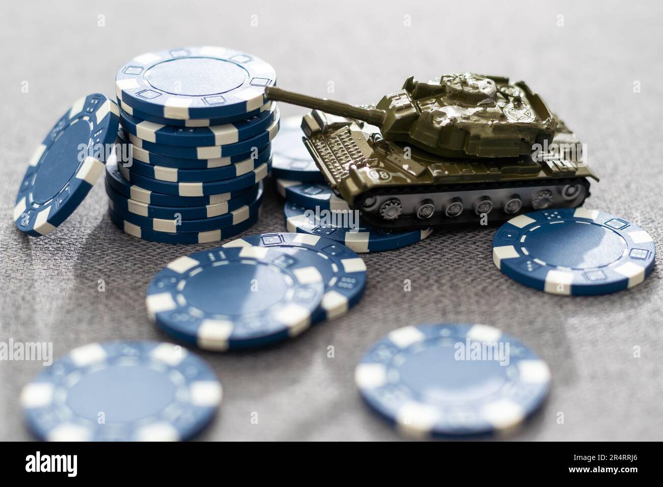 Stocks revenue money investing hi-res stock photography and images - Alamy