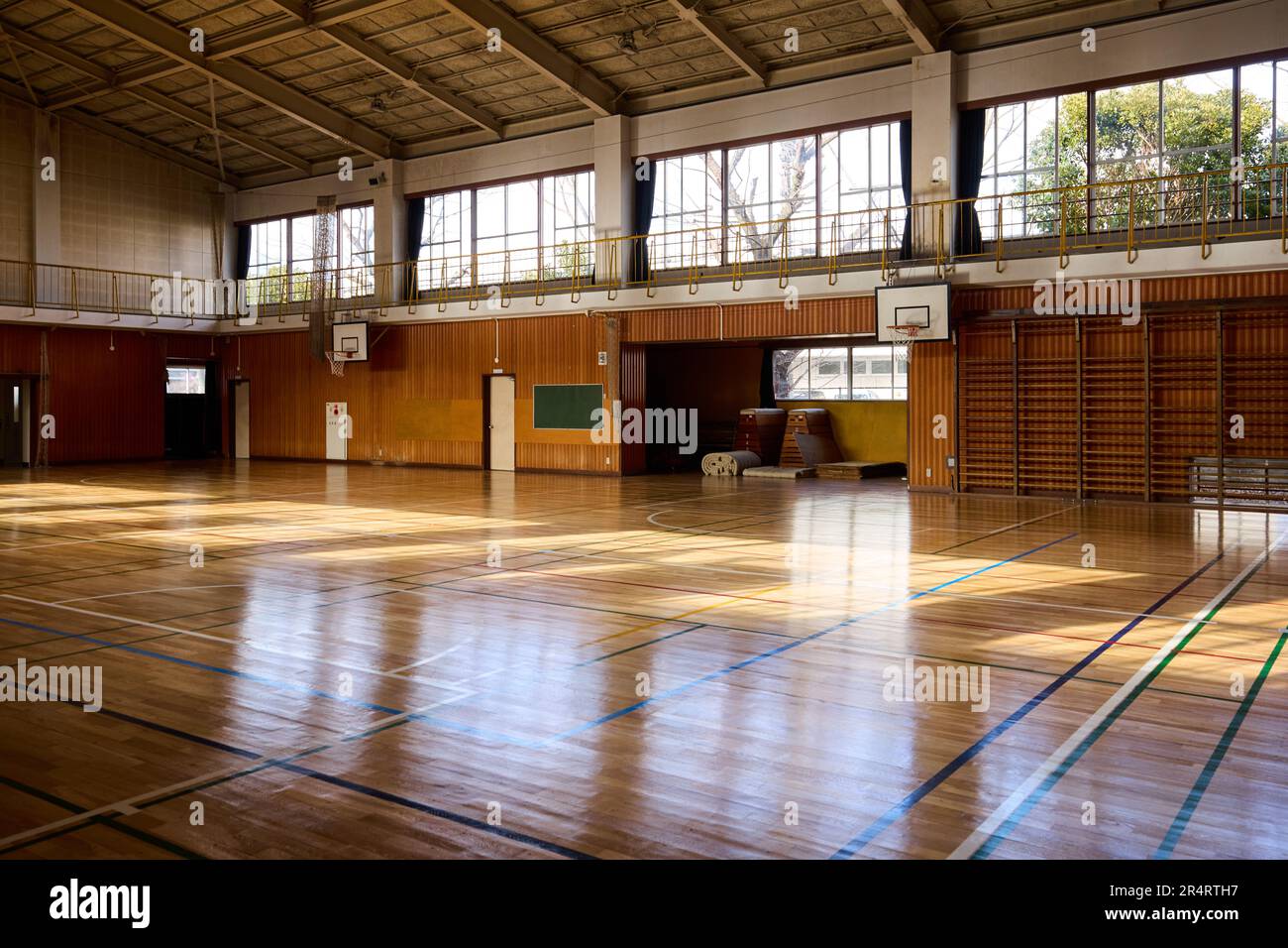 Empty school gymnasium Stock Photo - Alamy