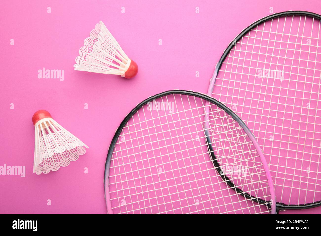 Black white shuttlecock pattern hi-res stock photography and images - Alamy