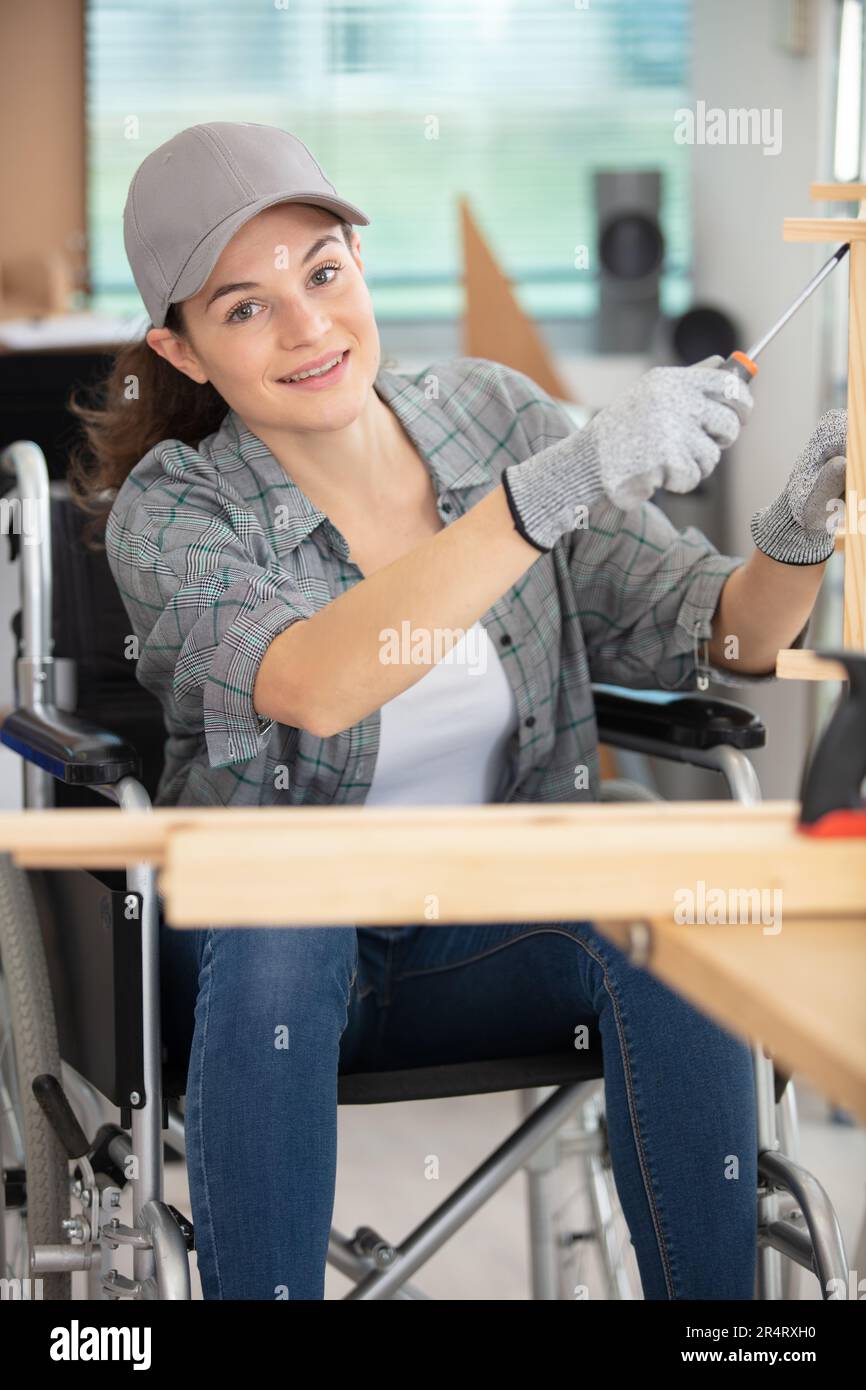 Young disable office worker hi-res stock photography and images - Alamy