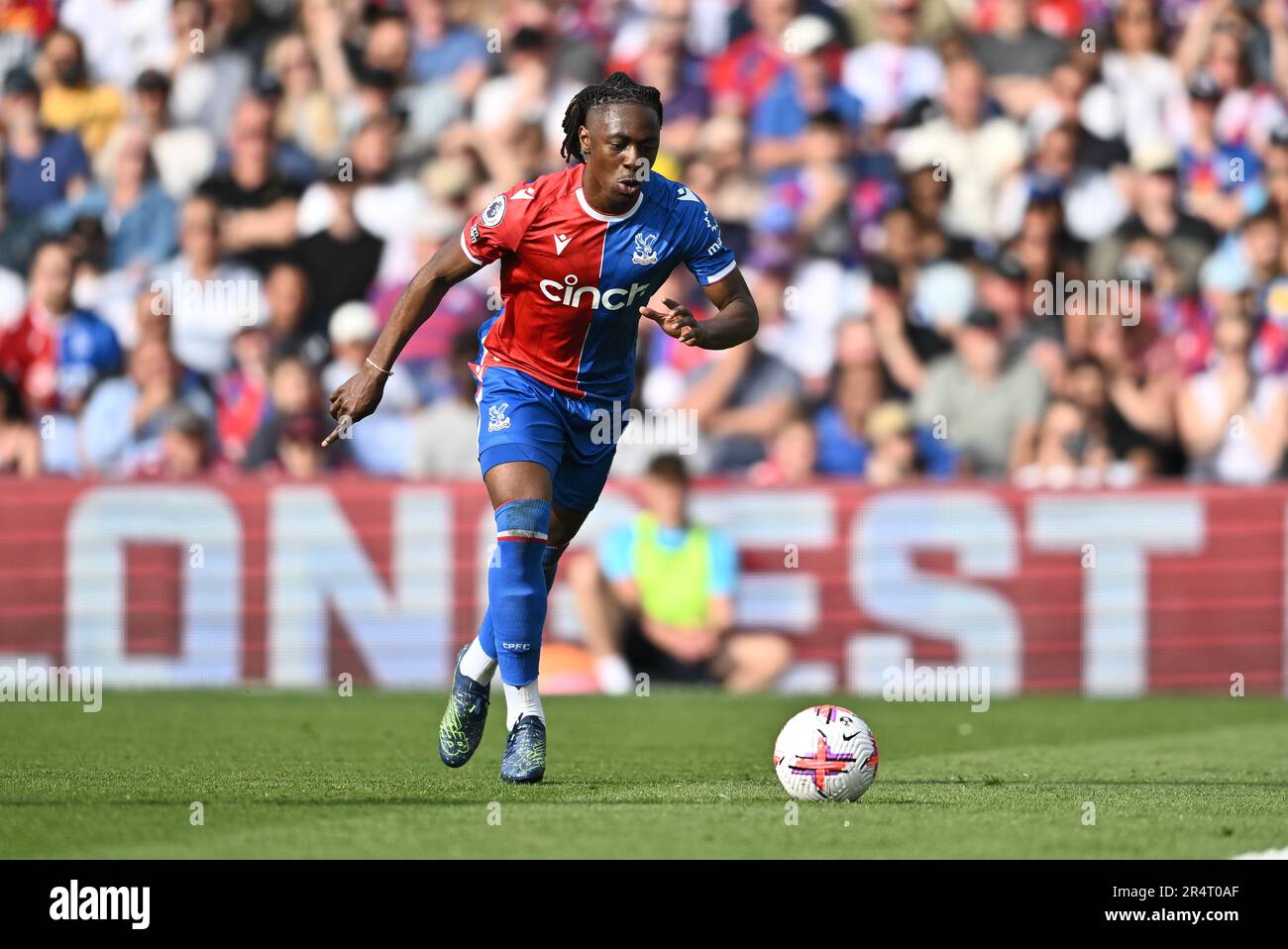 LONDON, ENGLAND - MAY 28: Eberechi Eze of Crystal Palace in new home ...