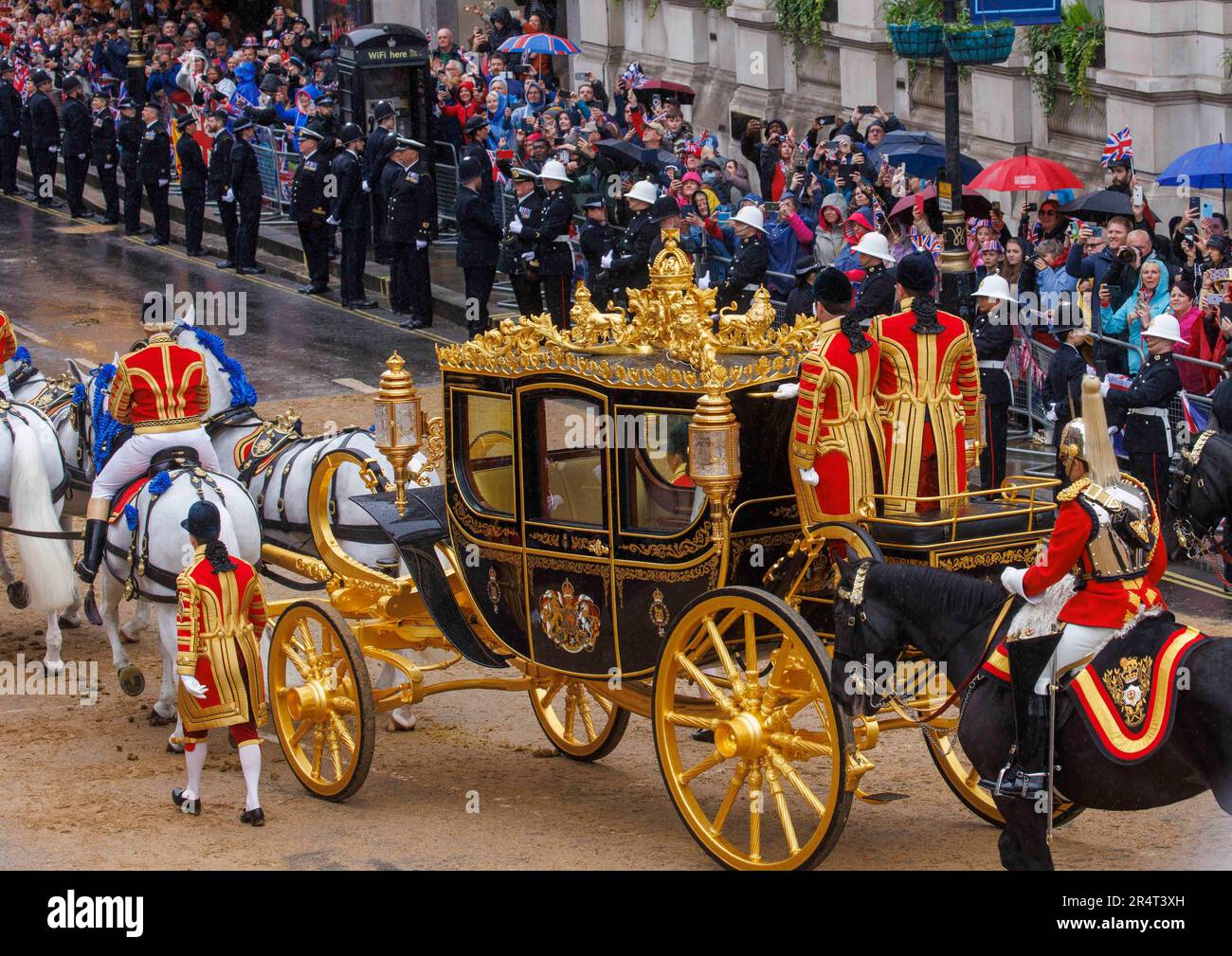 The Gold State coach carrying King Charles and Queen Camilla, heads ...