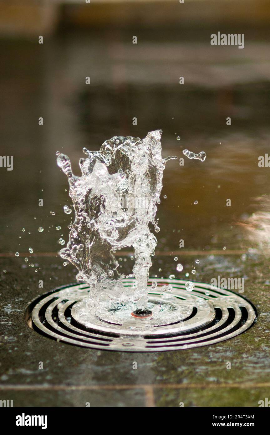 Optical illusion: a gush of water in the shape of a classical dancer ...