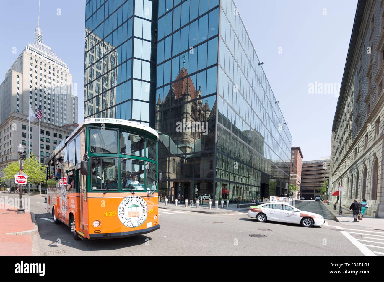 USA, Massachusetts, Boston, A bus at the bottom of the John Hancock ...