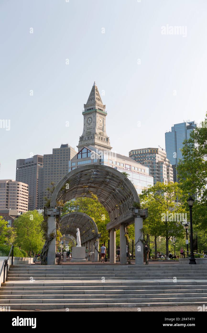 USA, Massachusetts, Boston, An archway and Custom House Tower with ...