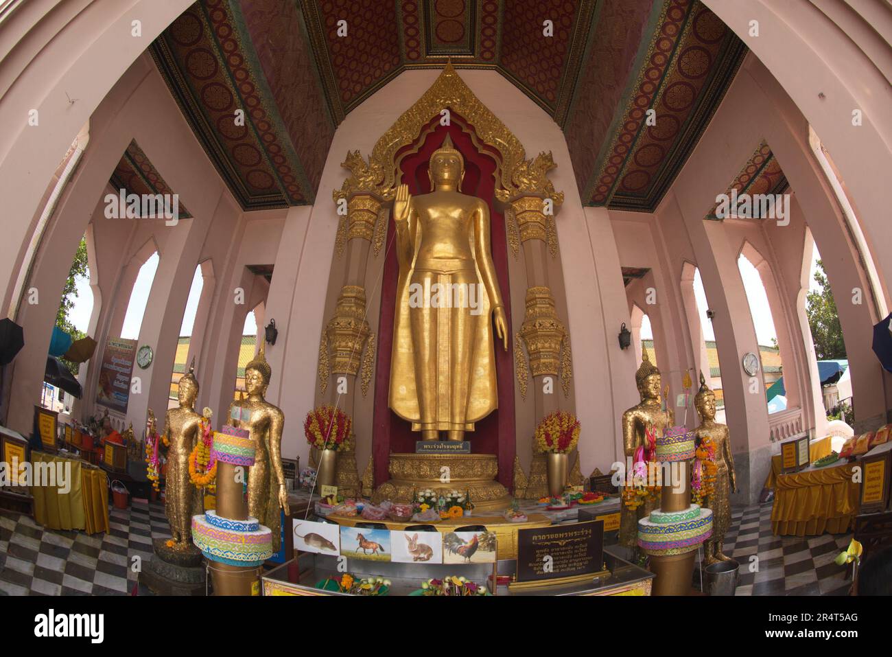 Phra Ruang Rojanarit and several standing Buddha images Gold at Wat ...