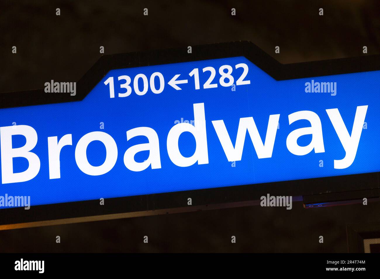 Broadway sign neon hi-res stock photography and images - Alamy