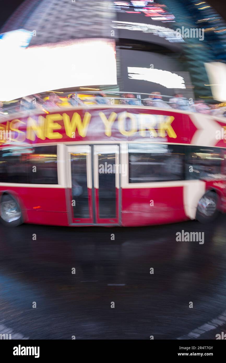 US, New York, New York Tour bus in Times square Stock Photo - Alamy