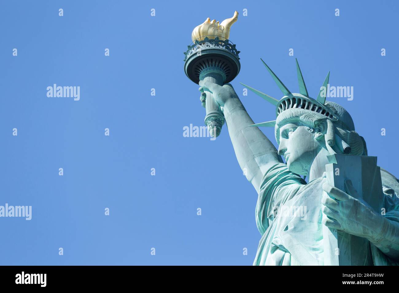 US, New York, Close up of Miss liberty on Liberty Island Stock Photo ...