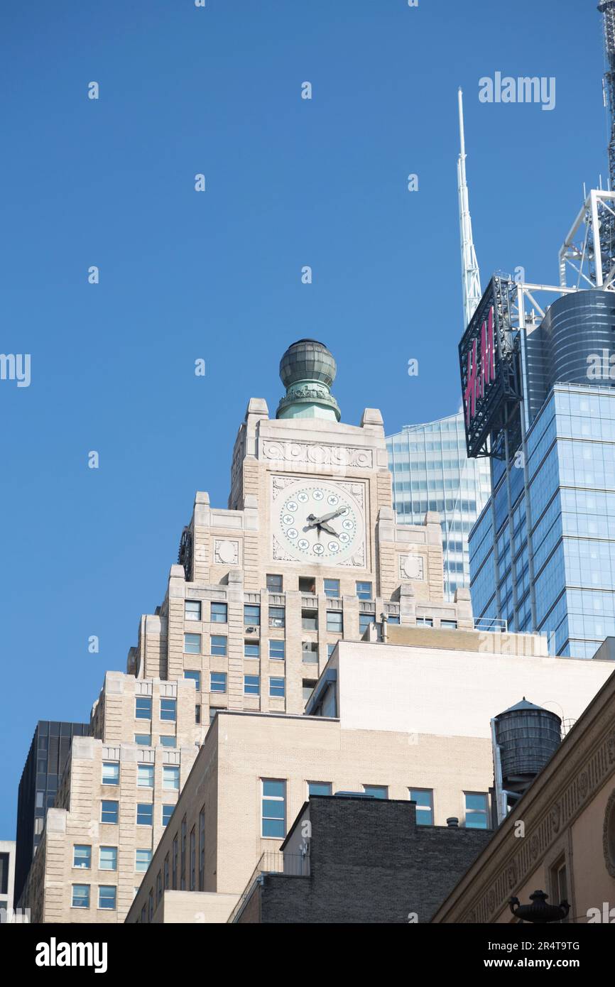 Paramount theatre manhattan hi-res stock photography and images - Alamy