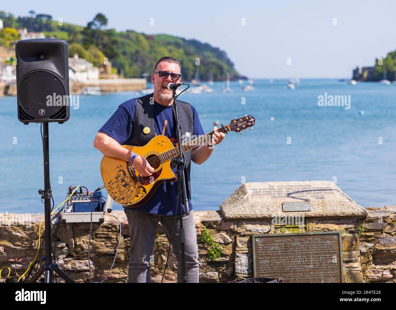 Chris Robson, Dartmouth Arms, Dart Music Festival, Dartmouth, Devon ...