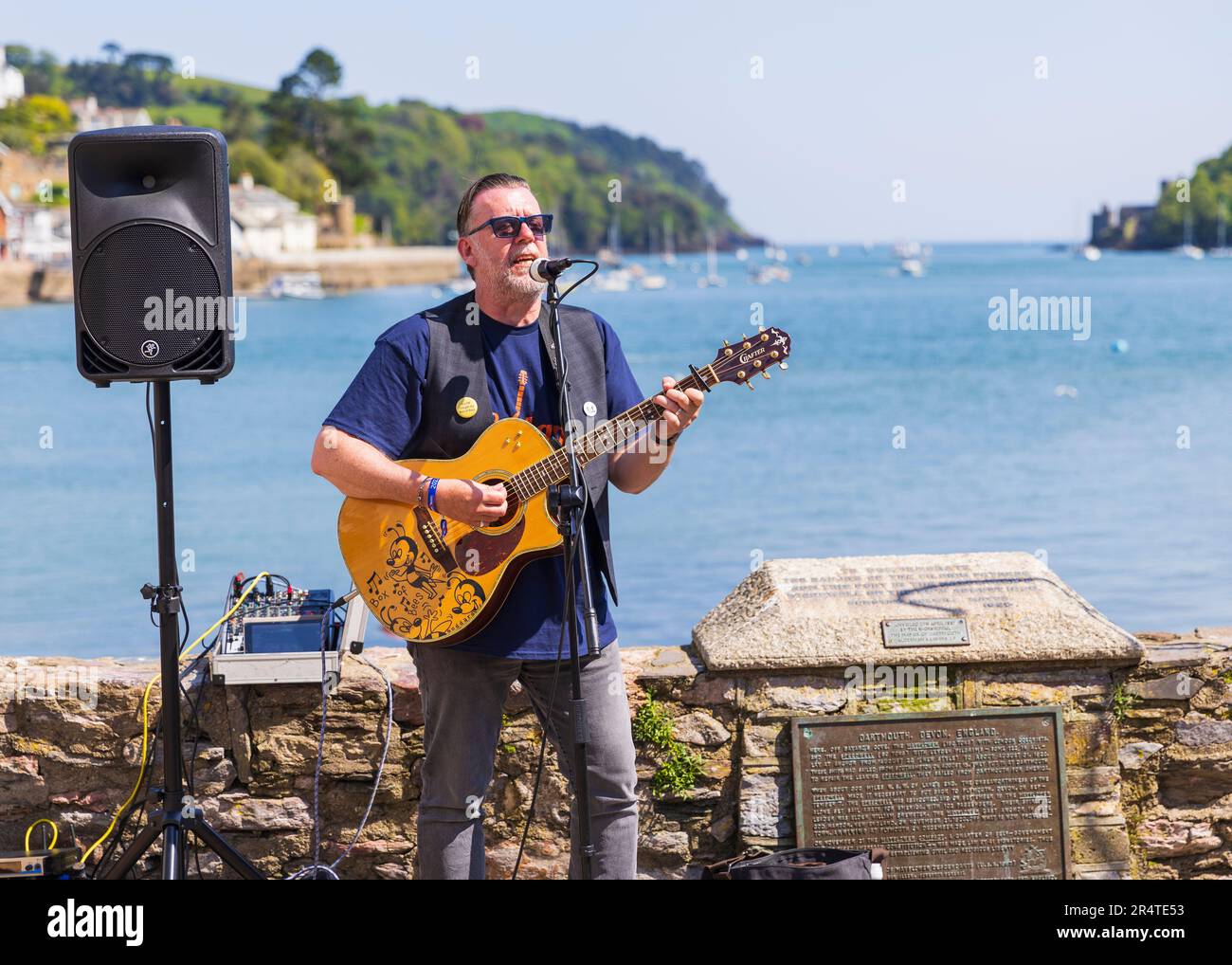 Chris Robson, Dartmouth Arms, Dart Music Festival, Dartmouth, Devon ...