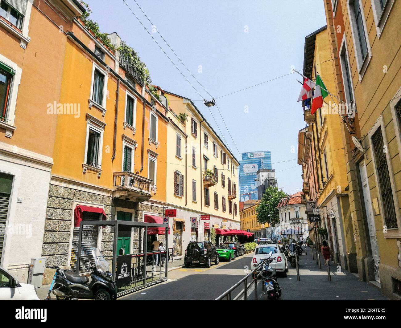 Quarter quartiere hi-res stock photography and images - Alamy