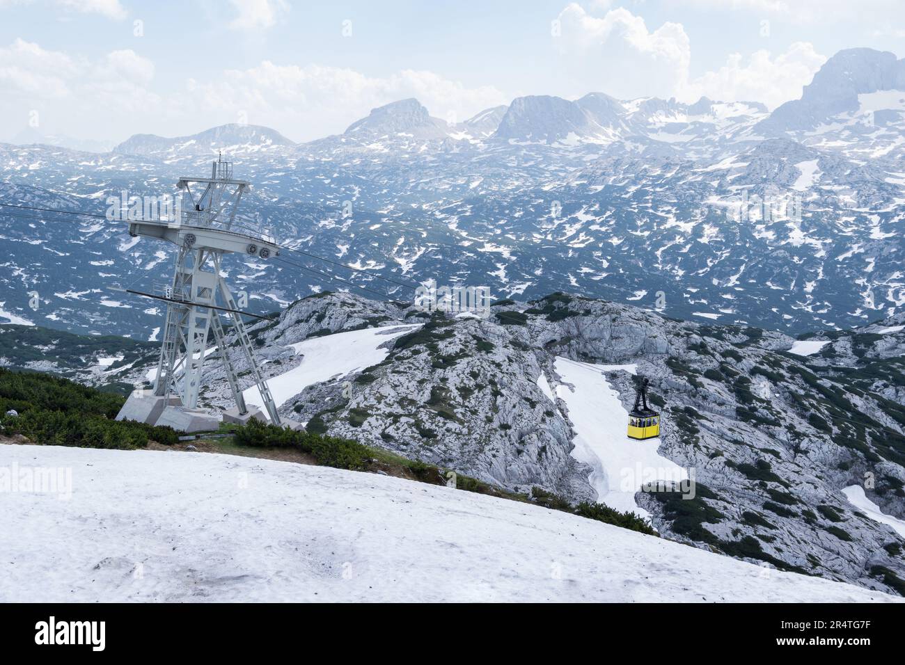 Dachstein austria ice cave hi-res stock photography and images - Alamy