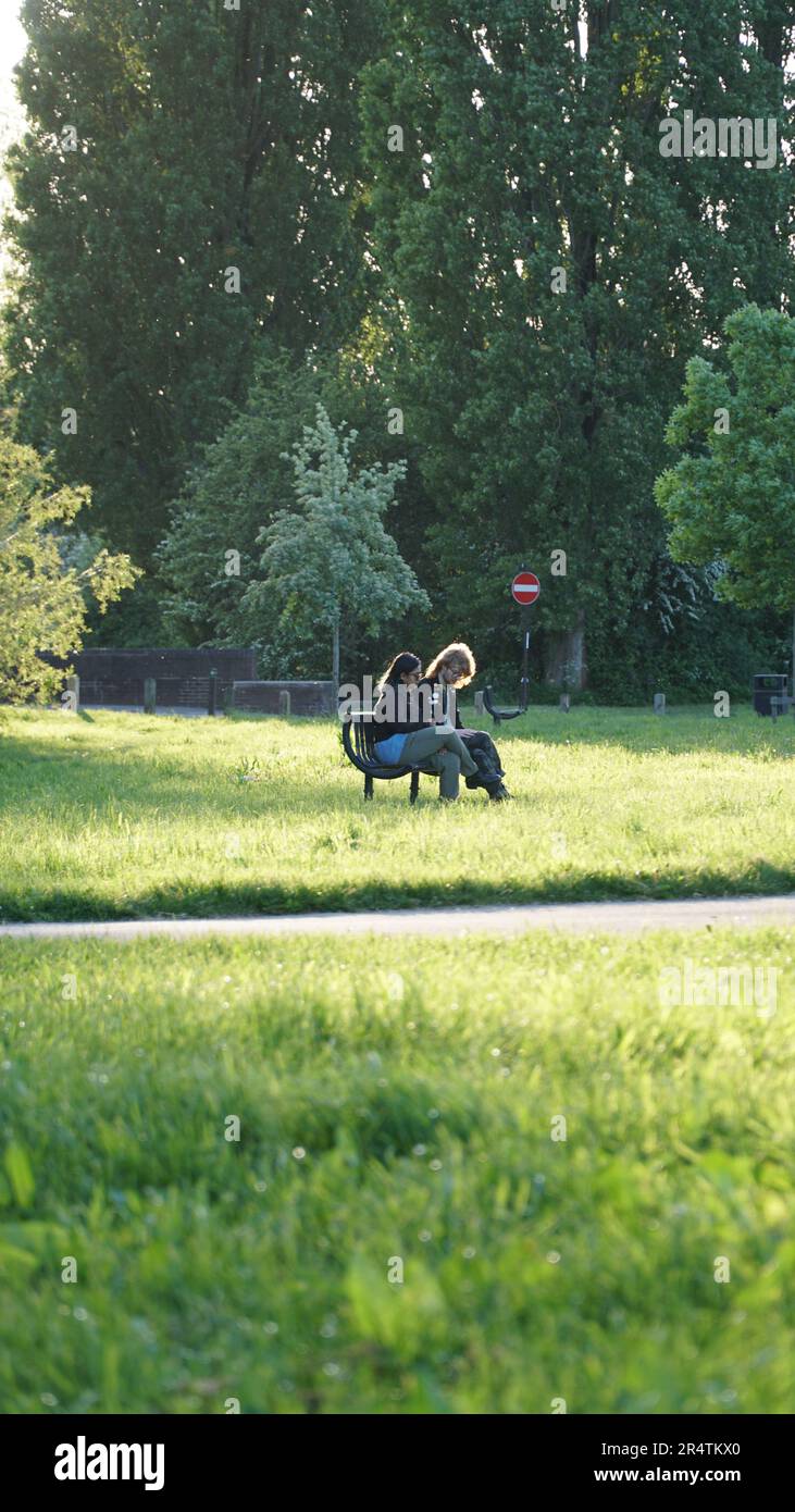 Prior Deram Park, Canley, Coventry - People in the Park Stock Photo - Alamy